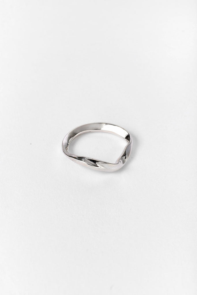 Sliver Hammer-crafted Square Tube Ring – KARMUEL YOUNG